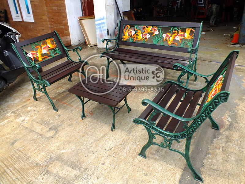 Tampilan Teras yang Lebih Menawan dengan Kursi Teras Besi Minimalis ...