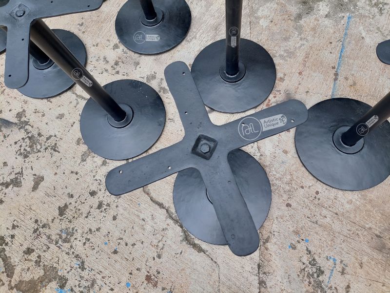 Kaki Meja Bulat Minimalis Ideal Desain Interior | Ayem Tentrem Logam