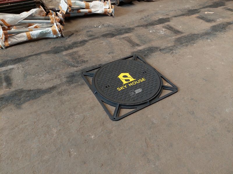Manhole Cover Besi Drainase Berkualitas | Ayem Tentrem Logam