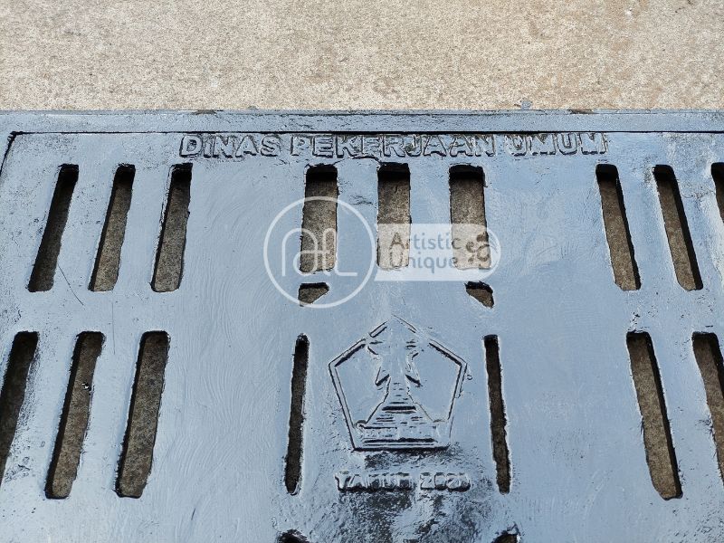 Grill Penutup Selokan Terbaik untuk Drainase Kota | Ayem Tentrem Logam