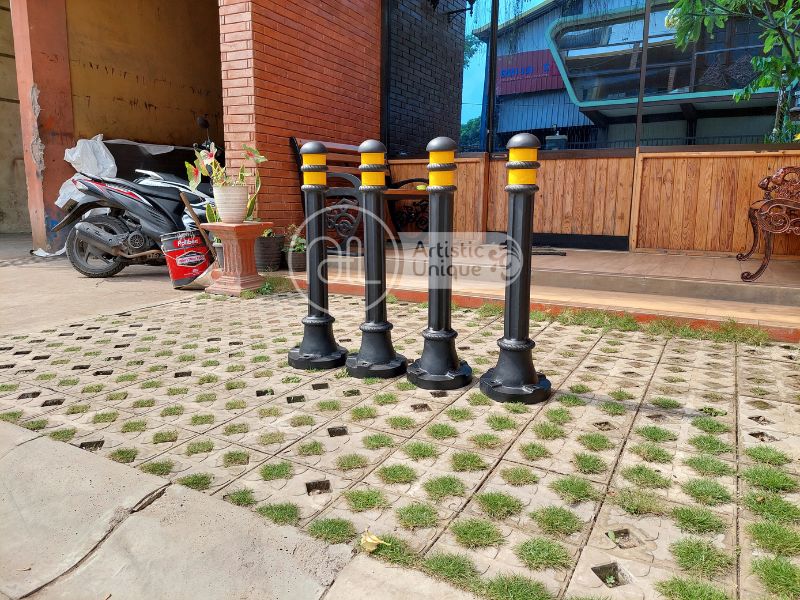 Bollard Besi Cor Pembatas Jalan Penataan Kawasan Modern | Ayem Tentrem ...