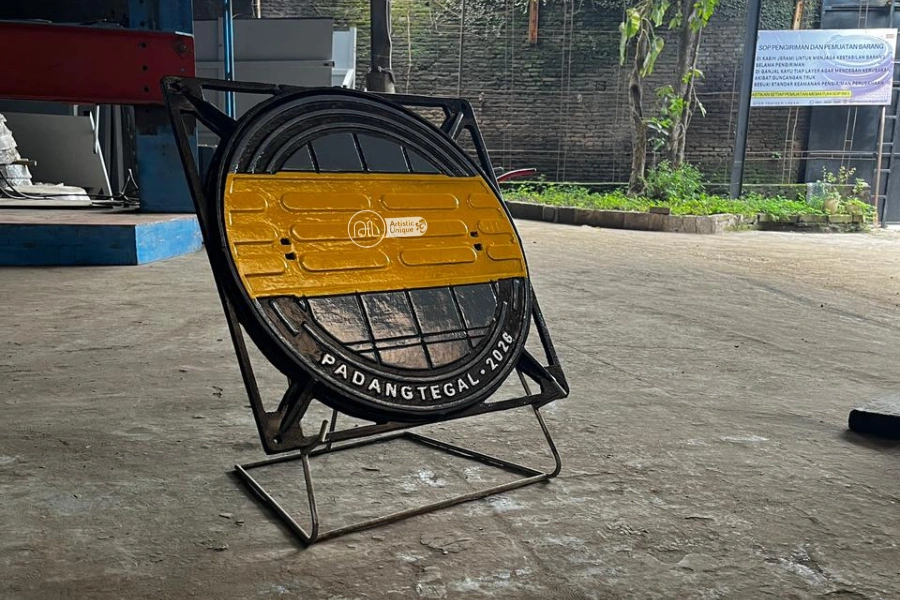 Manhole Drainase Trotoar Infrastruktur untuk Area Pejalan Kaki - Ayem ...